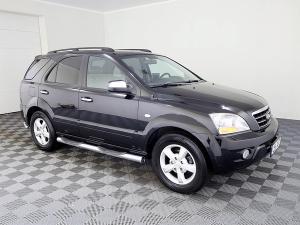 Melns Kia Sorento 2007 Tallina, ar dzinēja tilpumu 2.50 L un nobraukumu 238 tūkst. km par 2199 €, foto  vietnē AUTOMOTO.COM.LV