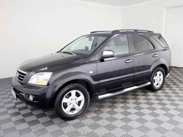 Black Kia Sorento 2007 in Tallinn, with an engine capacity of 2.50 L and mileage of 238 thousand km for 2199 €, photo 9 on AUTOMOTO.COM.LV
