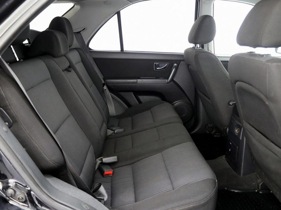 Melns Kia Sorento 2007 Tallina, ar dzinēja tilpumu 2.50 L un nobraukumu 429 tūkst. km par 1999 €, foto 16 vietnē AUTOMOTO.COM.LV