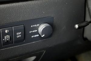 Melns Kia Sorento 2007 Tallina, ar dzinēja tilpumu 2.50 L un nobraukumu 429 tūkst. km par 1999 €, foto 17 vietnē AUTOMOTO.COM.LV