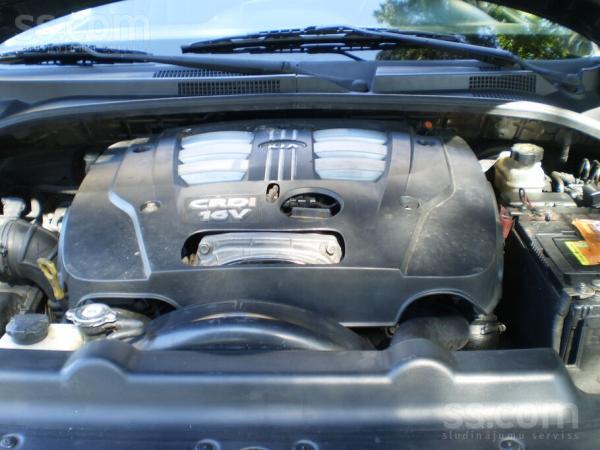 Black Kia Sorento 2007 in Daugavpils, with an engine capacity of 2.50 L and mileage of 310 thousand km for 2900 €, photo 10 on AUTOMOTO.COM.LV