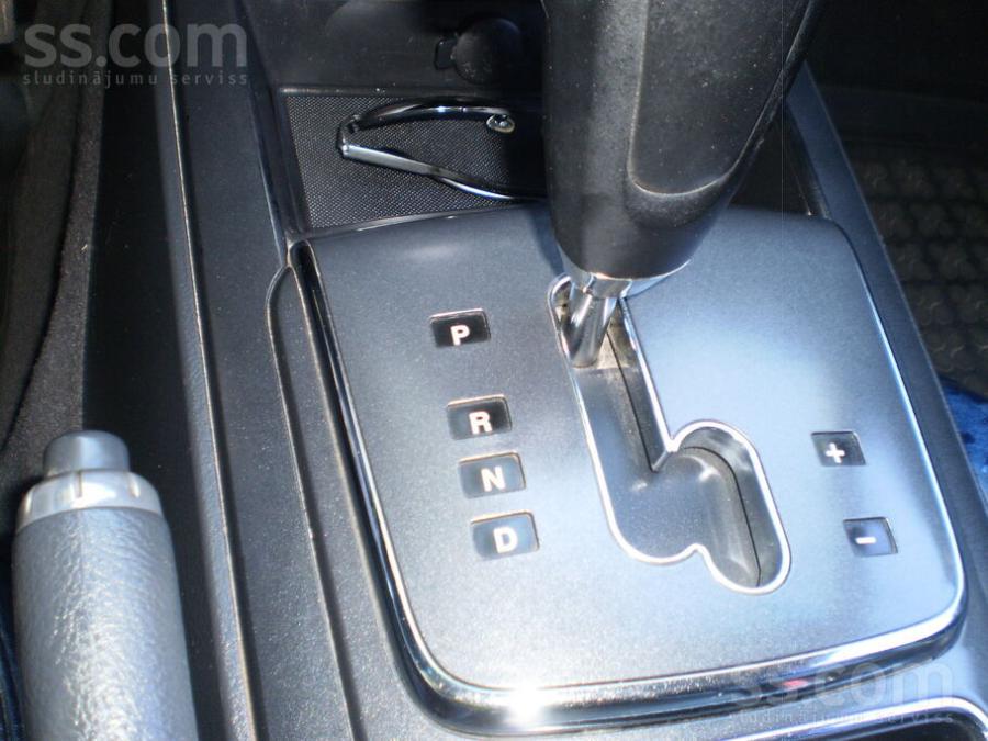Melns Kia Sorento 2007 Daugavpils, ar dzinēja tilpumu 2.50 L un nobraukumu 310 tūkst. km par 2900 €, foto 27 vietnē AUTOMOTO.COM.LV