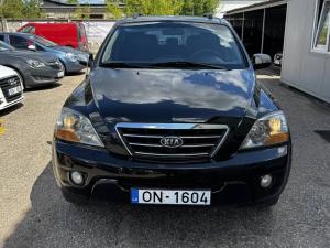 Melns Kia Sorento 2007 Daugavpils, ar dzinēja tilpumu 2.50 L un nobraukumu 308 tūkst. km par 2900 €, foto 3 vietnē AUTOMOTO.COM.LV