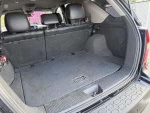 Black Kia Sorento 2007 in Kaunas, with an engine capacity of 0.00 L and mileage of 247 thousand km for 3650 €, photo 14 on AUTOMOTO.COM.LV