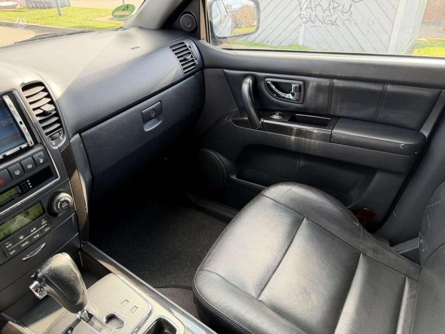 Black Kia Sorento 2007 in Kaunas, with an engine capacity of 0.00 L and mileage of 247 thousand km for 3650 €, photo 23 on AUTOMOTO.COM.LV