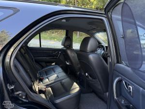 Black Kia Sorento 2007 in Vilnius, with an engine capacity of 2.50 L and mileage of 271 thousand km for 2300 €, photo 10 on AUTOMOTO.COM.LV