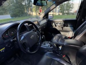 Black Kia Sorento 2007 in Vilnius, with an engine capacity of 2.50 L and mileage of 271 thousand km for 2300 €, photo 15 on AUTOMOTO.COM.LV