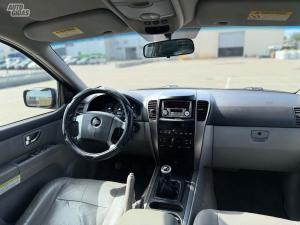 Black Kia Sorento 2007 in Kaunas, with an engine capacity of 2.50 L and mileage of 240 thousand km for 2150 €, photo 19 on AUTOMOTO.COM.LV