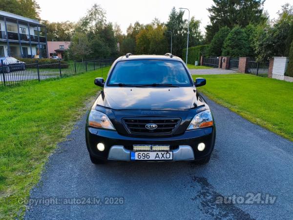 Kia Sorento 2007 Tallina vietnē Melns Kia Sorento 2007 Tallina, ar dzinēja tilpumu 2.50 L un nobraukumu 290 tūkst. km par 2900 €, foto 4 vietnē AUTOMOTO.COM.LV