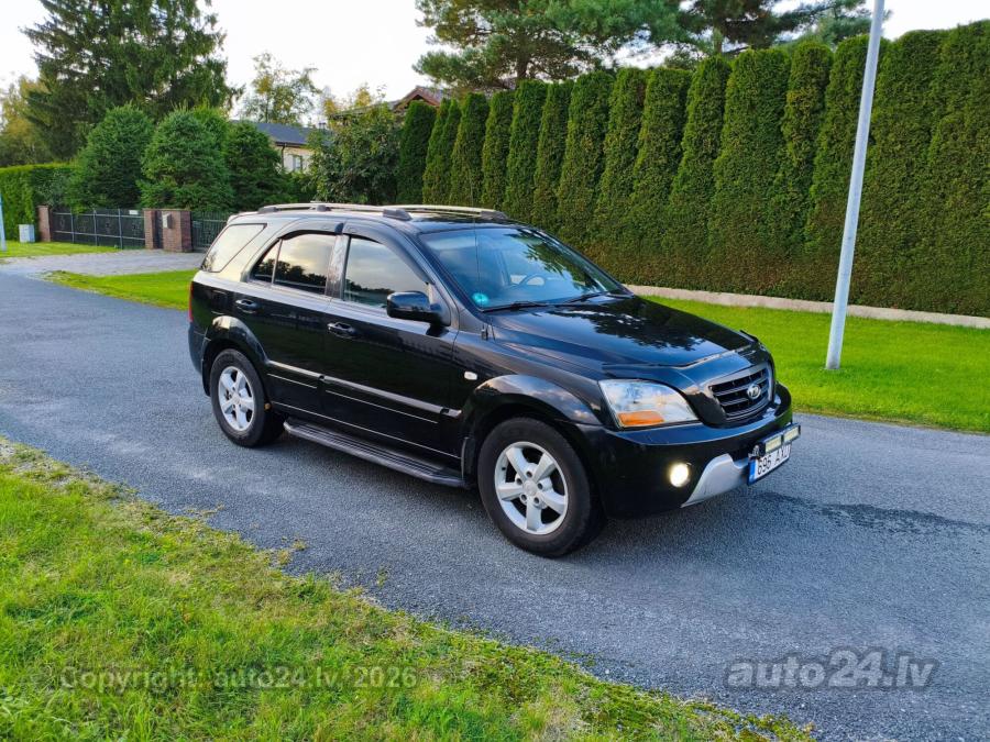 Melns Kia Sorento 2007 Tallina, ar dzinēja tilpumu 2.50 L un nobraukumu 290 tūkst. km par 2900 €, foto 5 vietnē AUTOMOTO.COM.LV