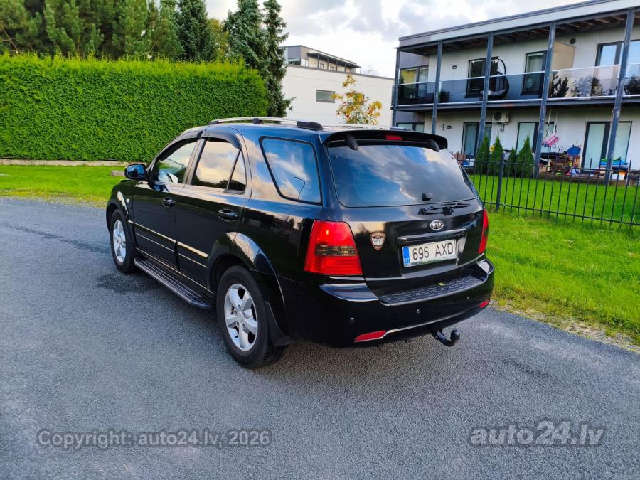 Melns Kia Sorento 2007 Tallina, ar dzinēja tilpumu 2.50 L un nobraukumu 290 tūkst. km par 2900 €, foto 8 vietnē AUTOMOTO.COM.LV