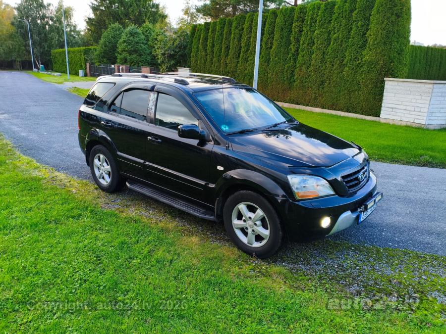 Melns Kia Sorento 2007 Tallina, ar dzinēja tilpumu 2.50 L un nobraukumu 290 tūkst. km par 2900 €, foto 9 vietnē AUTOMOTO.COM.LV