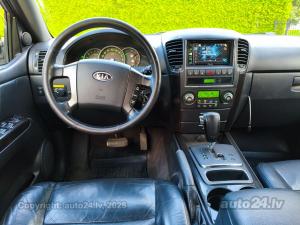 Melns Kia Sorento 2007 Tallina, ar dzinēja tilpumu 2.50 L un nobraukumu 290 tūkst. km par 2900 €, foto 10 vietnē AUTOMOTO.COM.LV