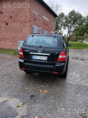 Melns Kia Sorento 2007 Kuldīga, ar dzinēja tilpumu 2.50 L un nobraukumu 321 tūkst. km par 1780 €, foto 8 vietnē AUTOMOTO.COM.LV