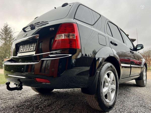Melns Kia Sorento 2008 Marijampole, ar dzinēja tilpumu 2.50 L un nobraukumu 227 tūkst. km par 4300 €, foto 7 vietnē AUTOMOTO.COM.LV