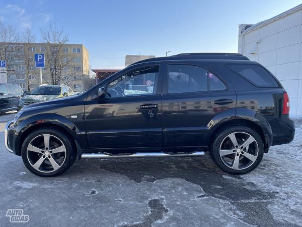 Melns Kia Sorento 2008 Kauņa, ar dzinēja tilpumu 2.50 L un nobraukumu 300 tūkst. km par 3400 €, foto 3 vietnē AUTOMOTO.COM.LV