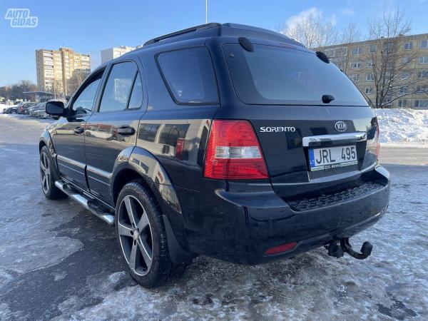 Melns Kia Sorento 2008 Kauņa, ar dzinēja tilpumu 2.50 L un nobraukumu 300 tūkst. km par 3400 €, foto 4 vietnē AUTOMOTO.COM.LV