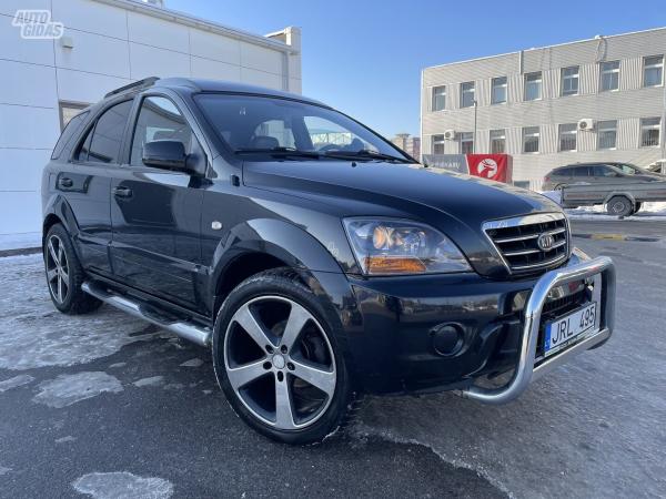 Melns Kia Sorento 2008 Kauņa, ar dzinēja tilpumu 2.50 L un nobraukumu 300 tūkst. km par 3400 €, foto 8 vietnē AUTOMOTO.COM.LV