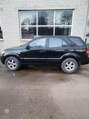 Melns Kia Sorento 2008 Kretinga, ar dzinēja tilpumu 2.50 L un nobraukumu 235 tūkst. km par 3150 €, foto 4 vietnē AUTOMOTO.COM.LV