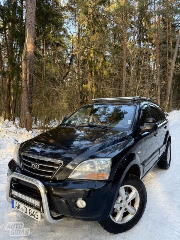 Black Kia Sorento 2008 in Prienai, with an engine capacity of 2.50 L and mileage of 239 thousand km for 3650 €, photo 2 on AUTOMOTO.COM.LV