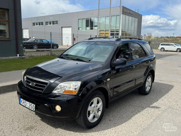 Black Kia Sorento 2008 in Kaunas, with an engine capacity of 2.50 L and mileage of 374 thousand km for 2300 €, photo 6 on AUTOMOTO.COM.LV