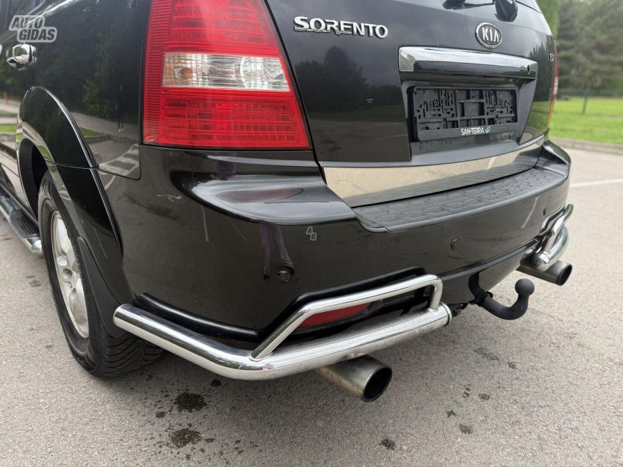 Melns Kia Sorento 2008 Prienai, ar dzinēja tilpumu 2.50 L un nobraukumu 292 tūkst. km par 3800 €, foto 9 vietnē AUTOMOTO.COM.LV
