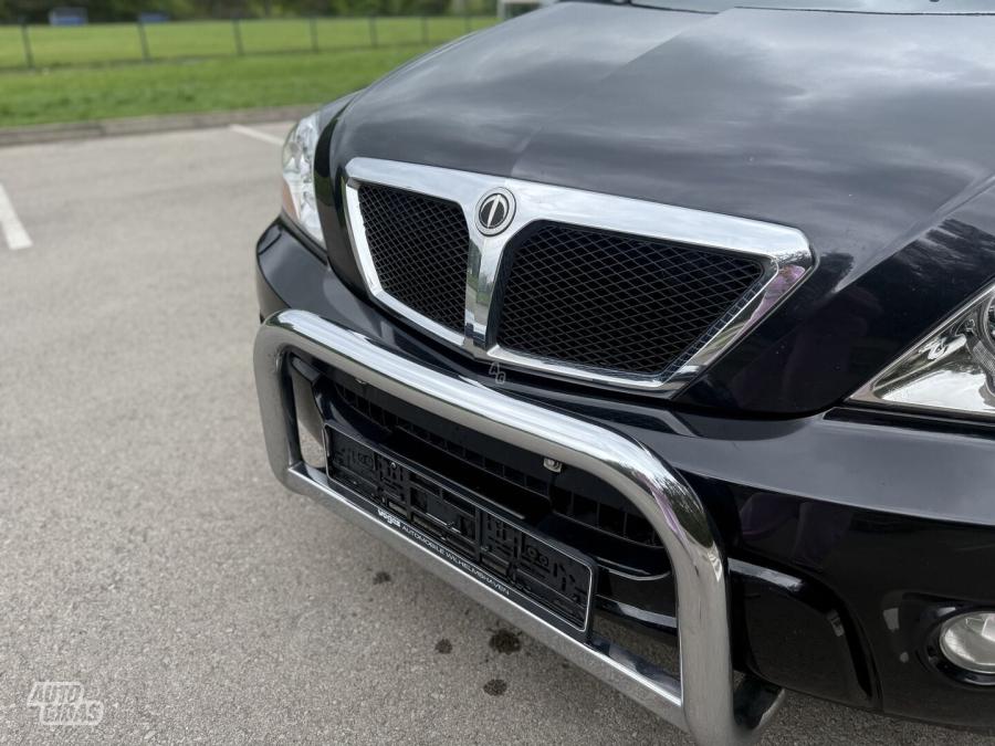 Melns Kia Sorento 2008 Prienai, ar dzinēja tilpumu 2.50 L un nobraukumu 292 tūkst. km par 3800 €, foto 10 vietnē AUTOMOTO.COM.LV