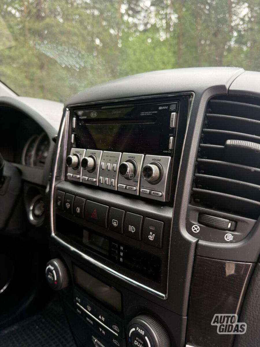 Melns Kia Sorento 2008 Prienai, ar dzinēja tilpumu 2.50 L un nobraukumu 292 tūkst. km par 3800 €, foto 30 vietnē AUTOMOTO.COM.LV