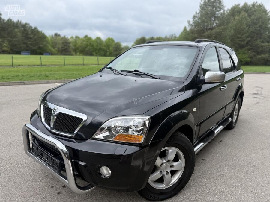 Melns Kia Sorento 2008 Prienai, ar dzinēja tilpumu 2.50 L un nobraukumu 292 tūkst. km par 3800 €, foto 1 vietnē AUTOMOTO.COM.LV