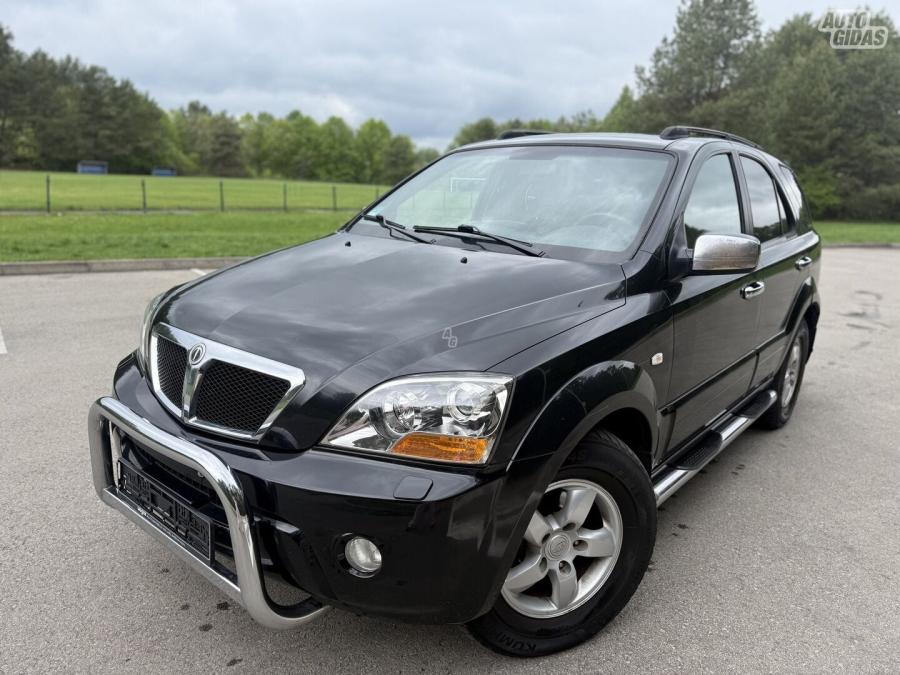 Melns Kia Sorento 2008 Prienai, ar dzinēja tilpumu 2.50 L un nobraukumu 292 tūkst. km par 3800 €, foto 3 vietnē AUTOMOTO.COM.LV