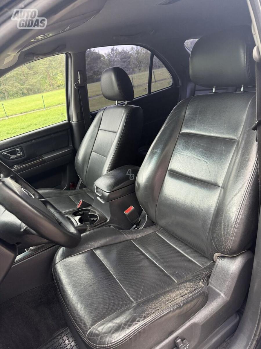 Melns Kia Sorento 2008 Prienai, ar dzinēja tilpumu 2.50 L un nobraukumu 292 tūkst. km par 3800 €, foto 31 vietnē AUTOMOTO.COM.LV