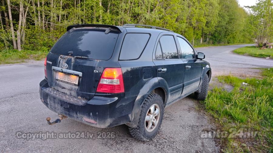 Melns Kia Sorento 2008 Tallina, ar dzinēja tilpumu 2.50 L un nobraukumu 0 tūkst. km par 2000 €, foto 7 vietnē AUTOMOTO.COM.LV