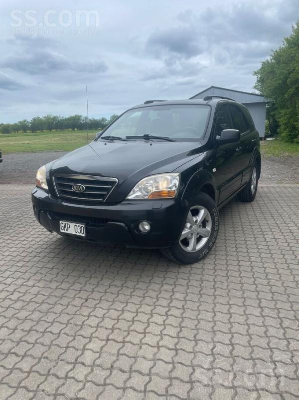 Melns Kia Sorento 2008 Tukums, ar dzinēja tilpumu 2.50 L un nobraukumu 0 tūkst. km par 2950 €, foto 1 vietnē AUTOMOTO.COM.LV
