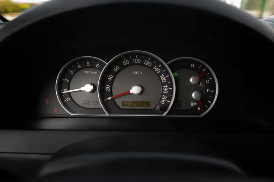 Melns Kia Sorento 2008 Jelgava, ar dzinēja tilpumu 2.50 L un nobraukumu 274 tūkst. km par 4100 €, foto 12 vietnē AUTOMOTO.COM.LV