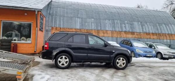 Melns Kia Sorento 2008 Valmiera, ar dzinēja tilpumu 2.50 L un nobraukumu 288 tūkst. km par 1800 €, foto 2 vietnē AUTOMOTO.COM.LV