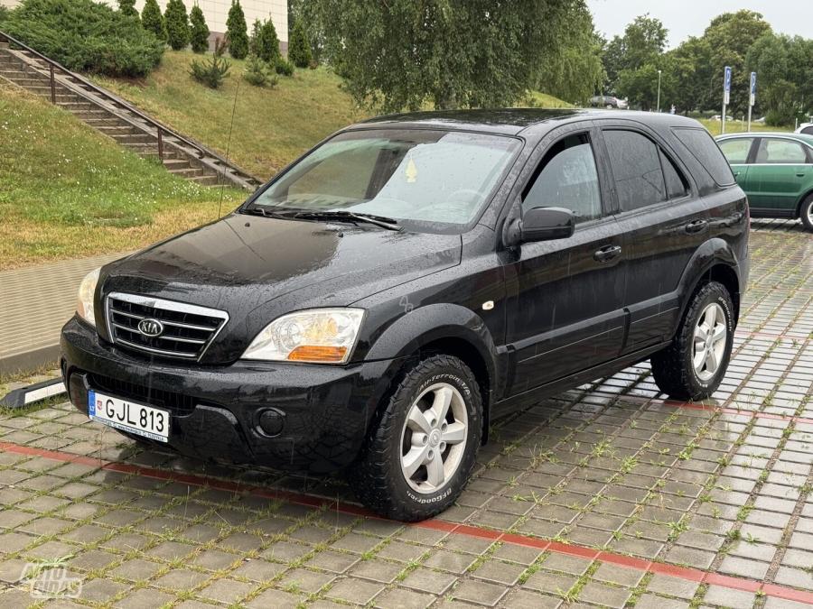 Черный Киа Соренто 2008 в Укмерге, объемом двигателя 2.50 л и пробегом 370 тыс. км за 2350 €, фото 1 на AUTOMOTO.COM.LV