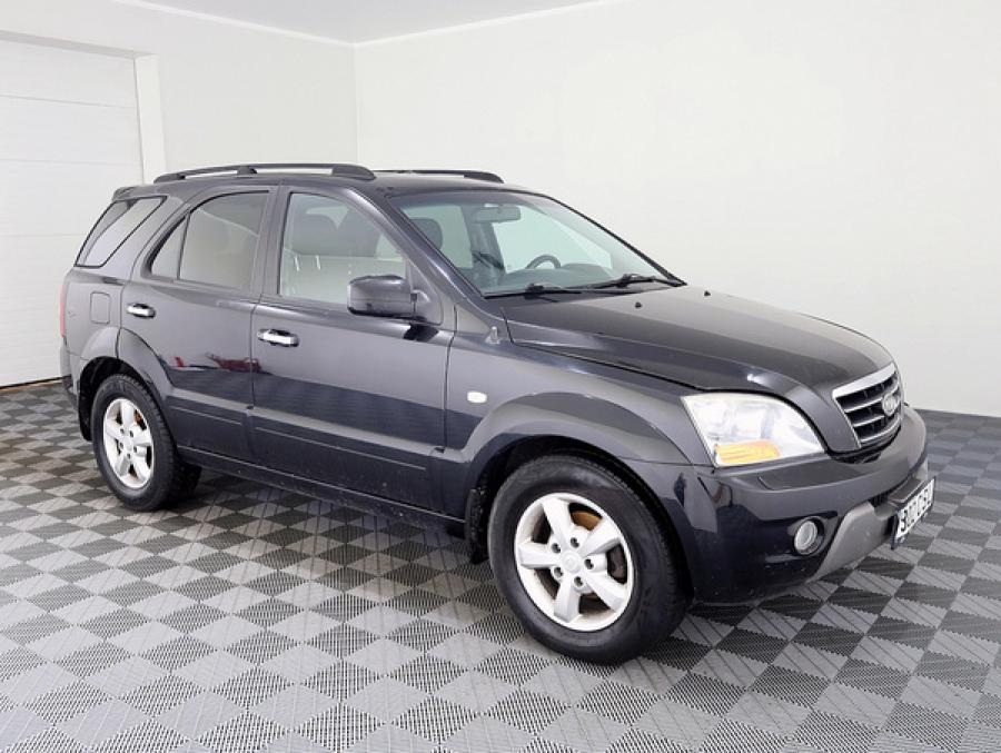 Melns Kia Sorento 2008 Tallina, ar dzinēja tilpumu 2.50 L un nobraukumu 238 tūkst. km par 899 €, foto 1 vietnē AUTOMOTO.COM.LV