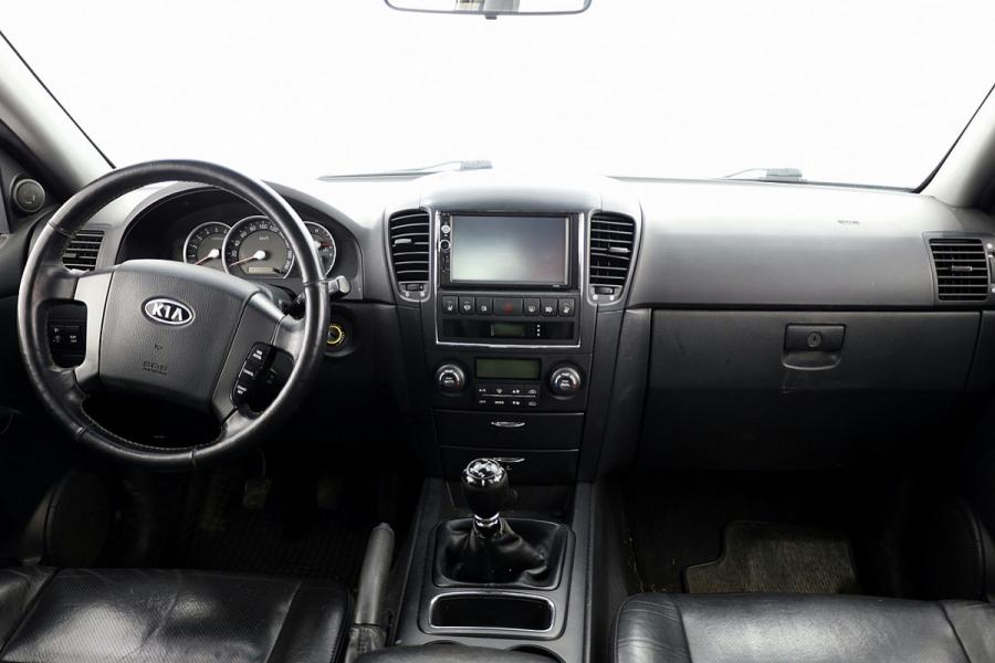 Melns Kia Sorento 2008 Tallina, ar dzinēja tilpumu 2.50 L un nobraukumu 238 tūkst. km par 899 €, foto 13 vietnē AUTOMOTO.COM.LV