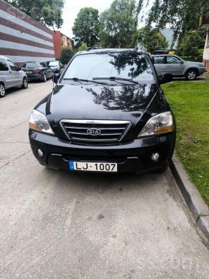 Melns Kia Sorento 2008 Dobele, ar dzinēja tilpumu 2.50 L un nobraukumu 277 tūkst. km par 2700 €, foto  vietnē AUTOMOTO.COM.LV