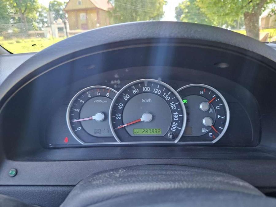 Черный Киа Соренто 2008 в Кельме, объемом двигателя 2.50 л и пробегом 280 тыс. км за 1999 €, фото 12 на AUTOMOTO.COM.LV
