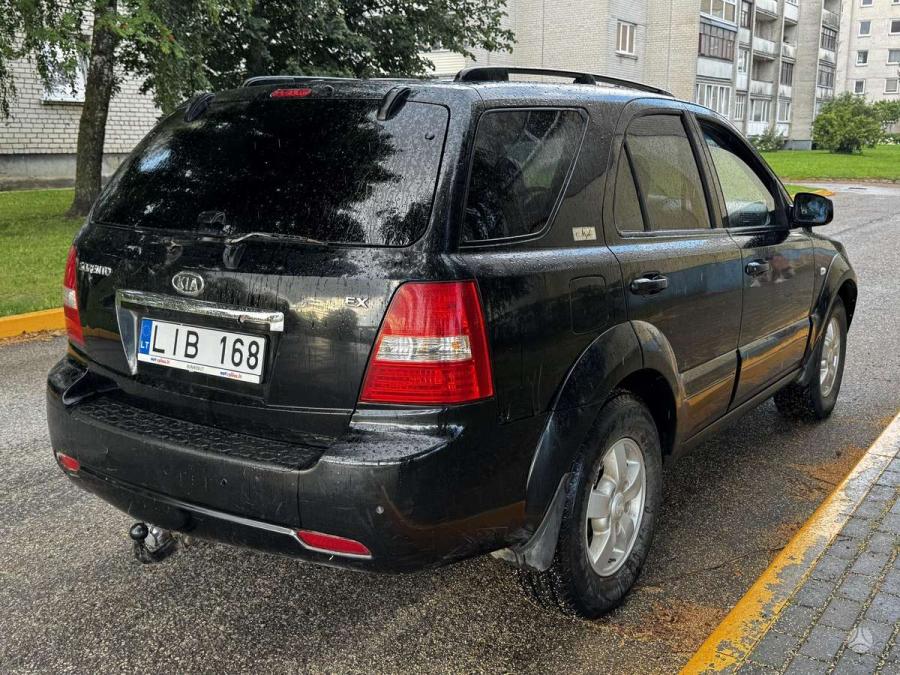 Melns Kia Sorento 2008 Ukmergė, ar dzinēja tilpumu 2.50 L un nobraukumu 284 tūkst. km par 1800 €, foto 5 vietnē AUTOMOTO.COM.LV