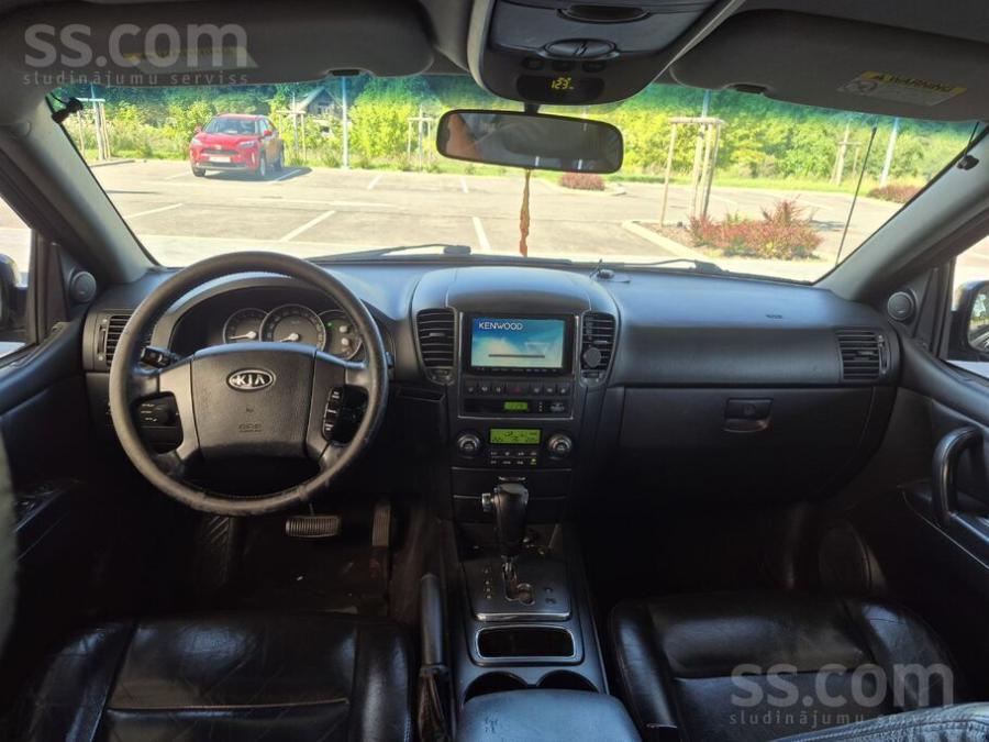 Melns Kia Sorento 2008 Rīga, ar dzinēja tilpumu 2.50 L un nobraukumu 300 tūkst. km par 1990 €, foto 6 vietnē AUTOMOTO.COM.LV