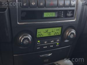 Melns Kia Sorento 2008 Rīga, ar dzinēja tilpumu 2.50 L un nobraukumu 300 tūkst. km par 1990 €, foto 10 vietnē AUTOMOTO.COM.LV