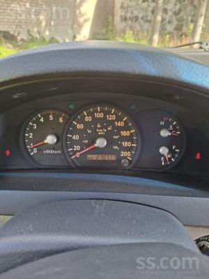 Black Kia Sorento 2008 in Rezekne, with an engine capacity of 2.50 L and mileage of 270 thousand km for 1200 €, photo 6 on AUTOMOTO.COM.LV