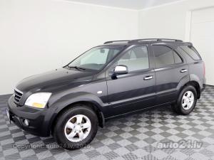 Black Kia Sorento 2008 in Tallinn, with an engine capacity of 2.50 L and mileage of 339 thousand km for 1899 €, photo 3 on AUTOMOTO.COM.LV
