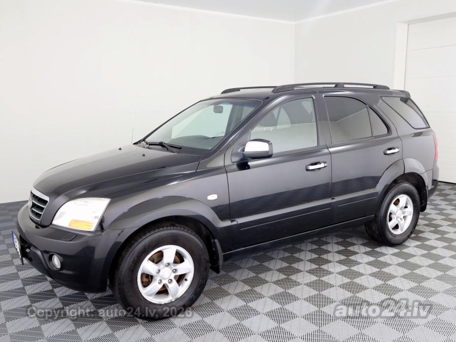 Black Kia Sorento 2008 in Tallinn, with an engine capacity of 2.50 L and mileage of 339 thousand km for 1899 €, photo 3 on AUTOMOTO.COM.LV