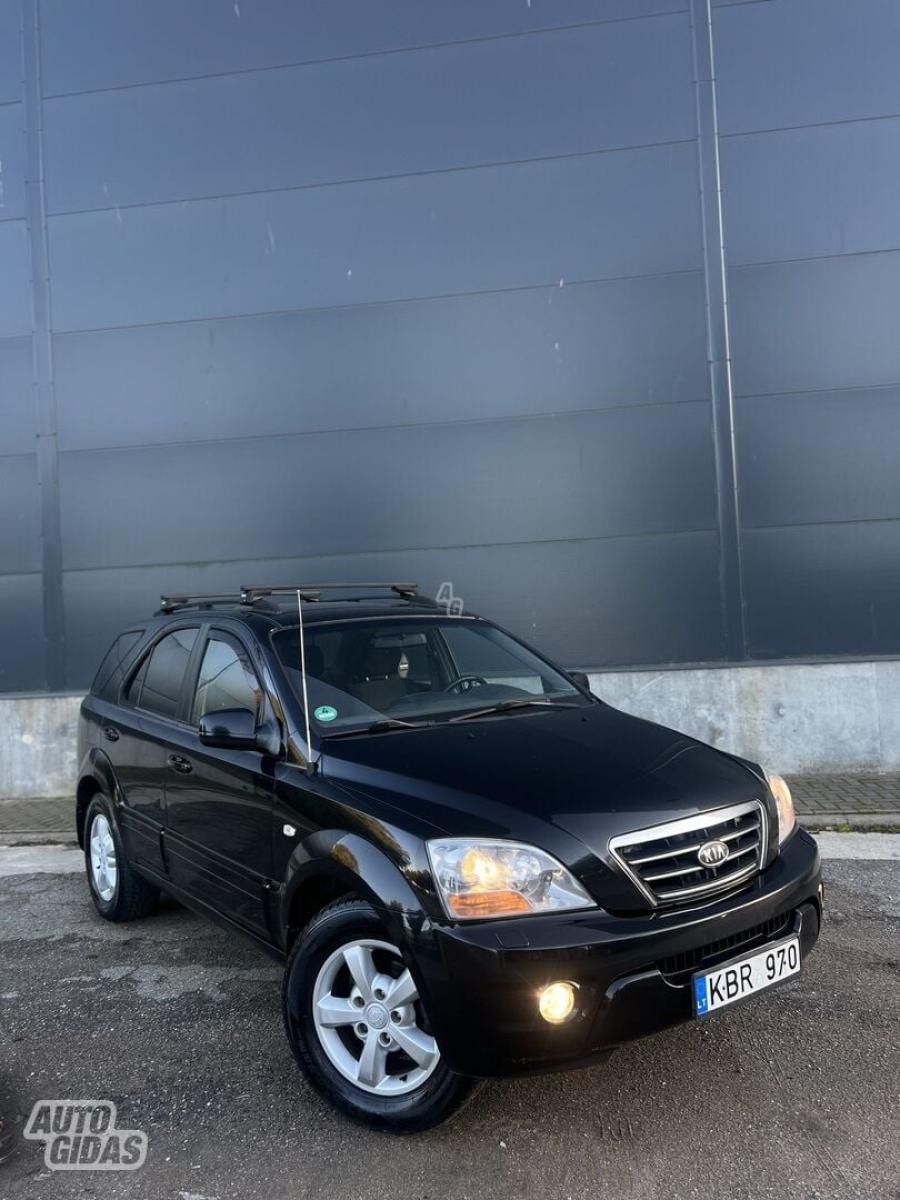 Black Kia Sorento 2008 in Klaipeda, with an engine capacity of 2.50 L and mileage of 313 thousand km for 2500 €, photo 1 on AUTOMOTO.COM.LV