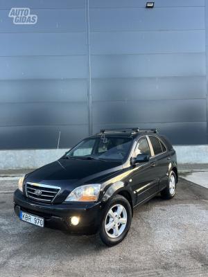 Black Kia Sorento 2008 in Klaipeda, with an engine capacity of 2.50 L and mileage of 313 thousand km for 2500 €, photo 4 on AUTOMOTO.COM.LV