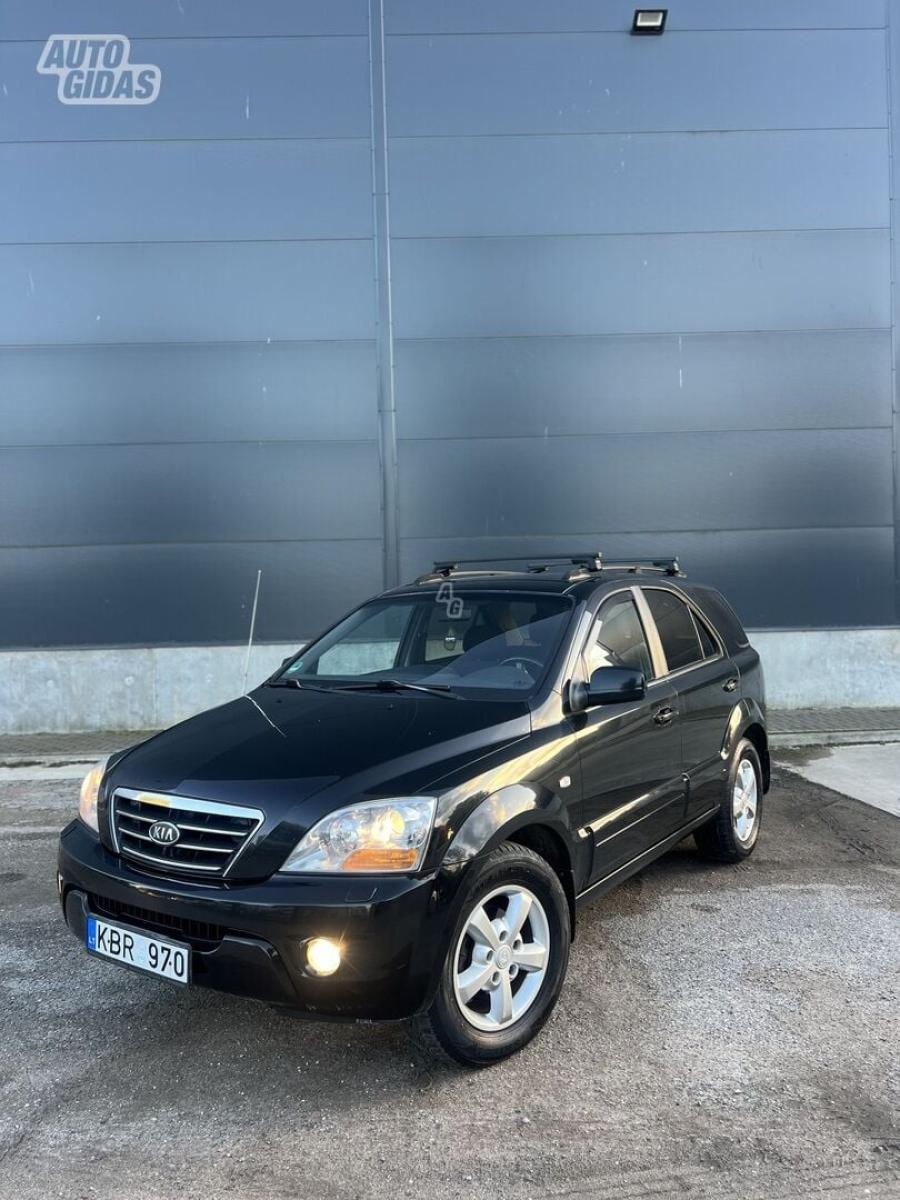 Black Kia Sorento 2008 in Klaipeda, with an engine capacity of 2.50 L and mileage of 313 thousand km for 2500 €, photo 4 on AUTOMOTO.COM.LV