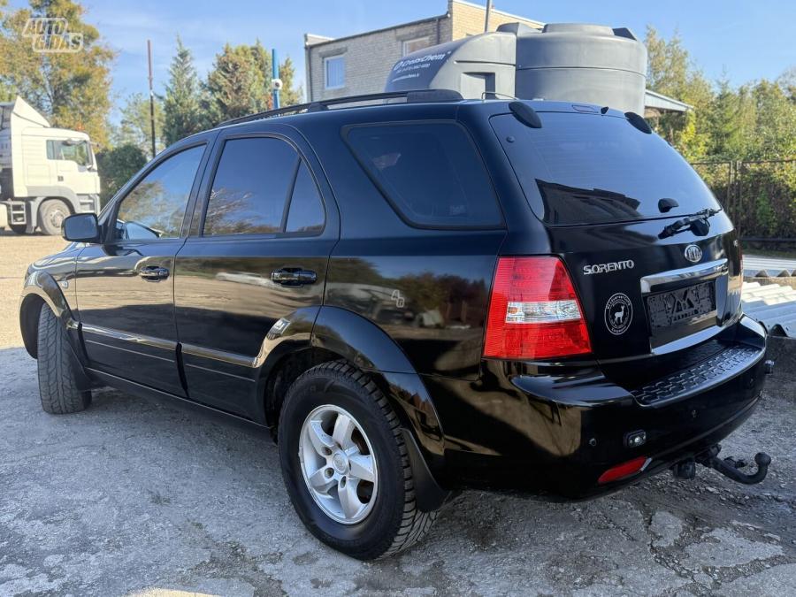 Melns Kia Sorento 2008 Prienai, ar dzinēja tilpumu 2.50 L un nobraukumu 262 tūkst. km par 3150 €, foto 5 vietnē AUTOMOTO.COM.LV